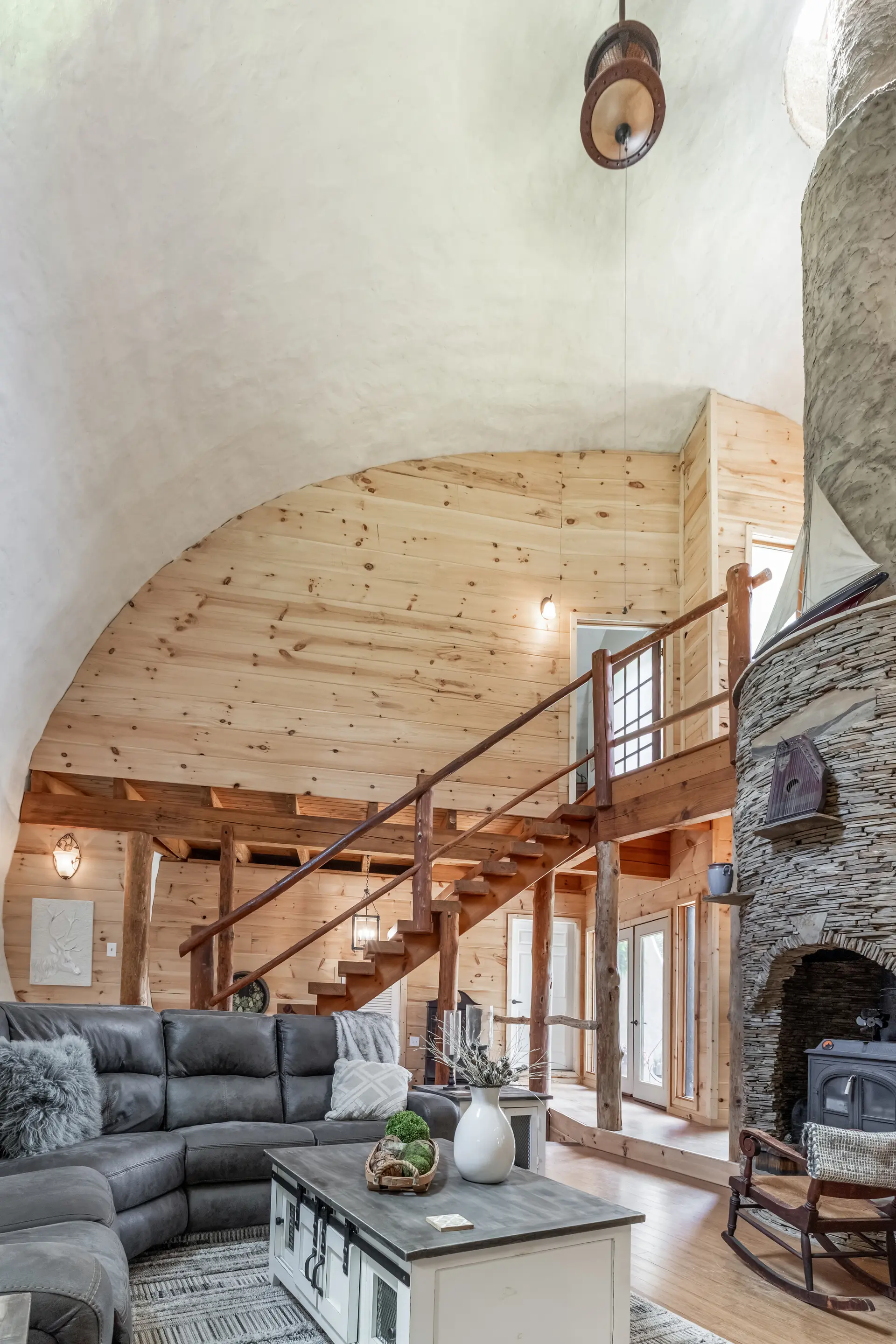 Image: Living Room with Soaring Dome Ceiling - Monolithic Dome Institute